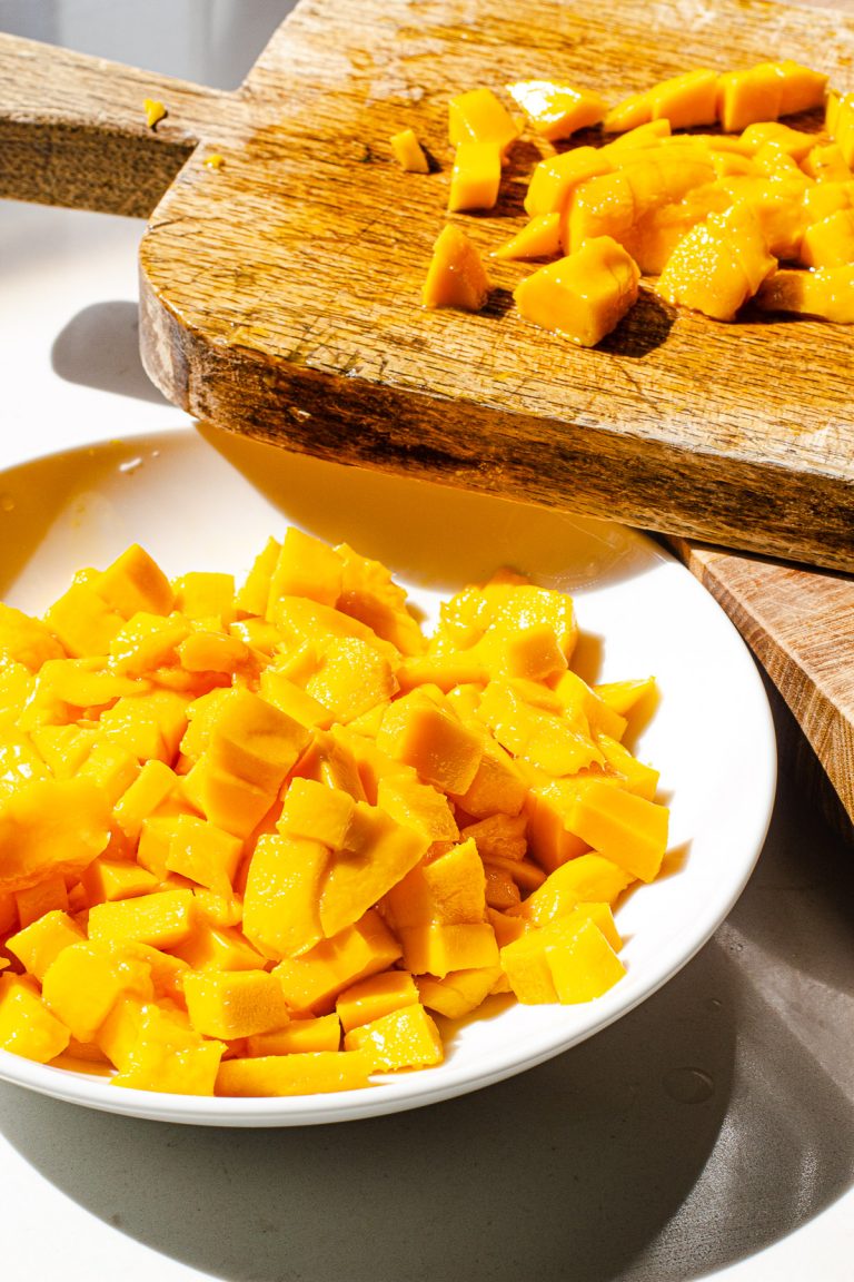 How to Make Matcha Mango Royale - Rezel Kealoha