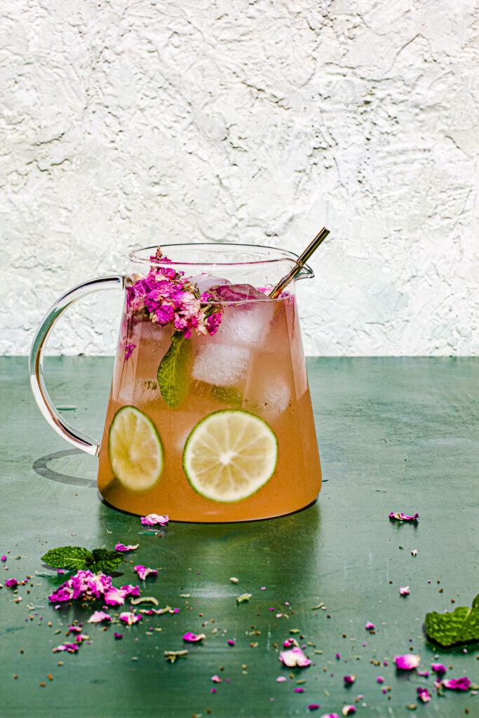 Lychee Rosé Spritzer - The Perfect Mom Drink to Rival Whiteclaw - Rezel ...