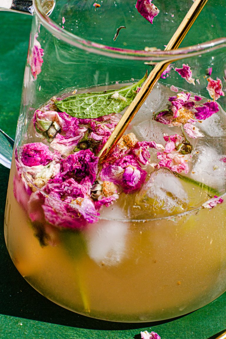 Lychee Rosé Spritzer - The Perfect Mom Drink to Rival Whiteclaw - Rezel ...